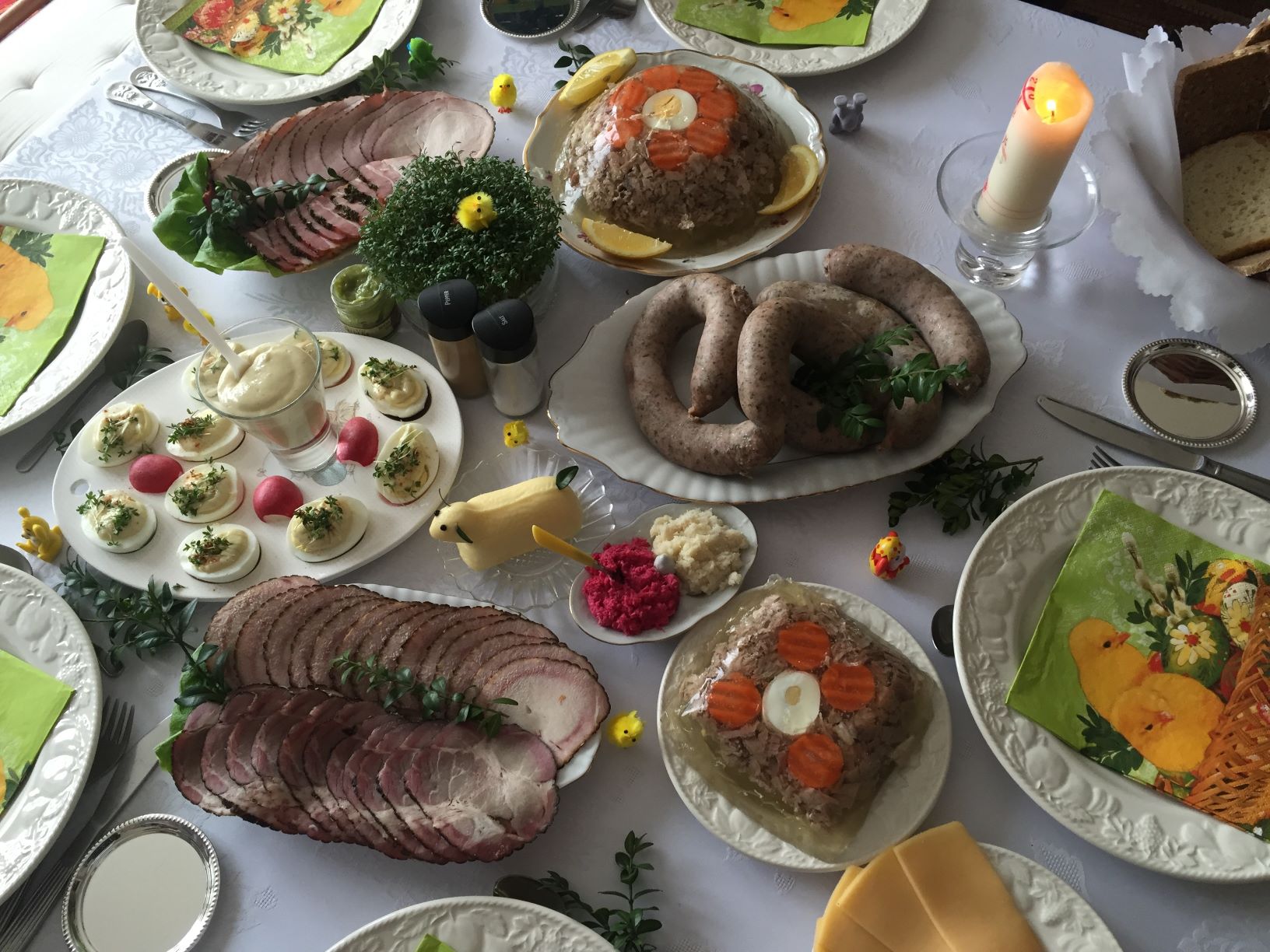 Polish_Easter_table – Language on the Move